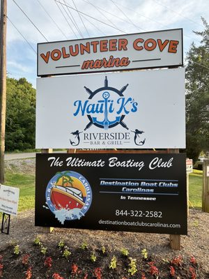 NAUTI K’S RIVERSIDE BAR & GRILL - Updated June 2026 - 29 Photos & 32 ...
