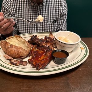 LEO’S WINGS - Updated December 2025 - 36 Photos & 62 Reviews - 1961 McCrays Mill Rd, Sumter ...