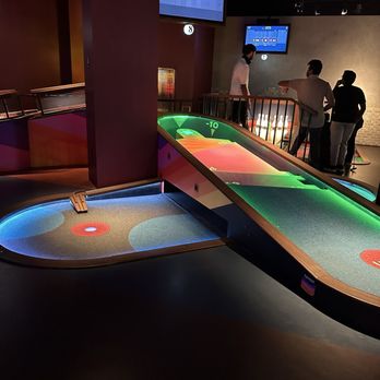 PUTTSHACK - PHILADELPHIA - Updated January 2025 - 141 Photos & 94 ...