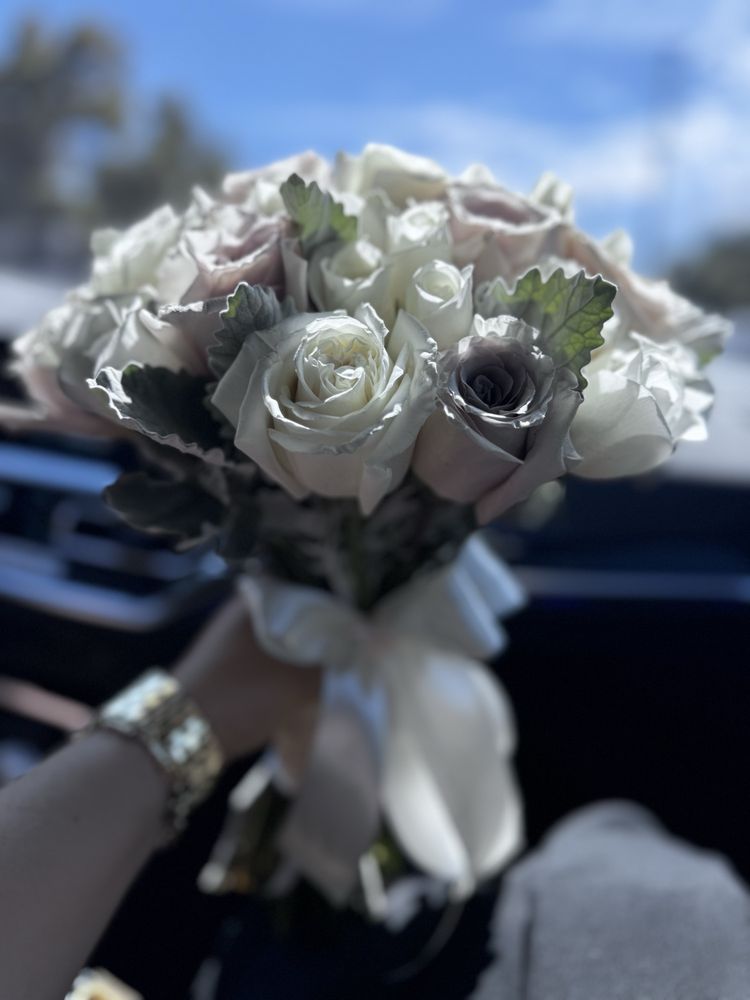 LINAS FLOWERS - Updated August 2025 - 922 Photos & 30 Reviews - 1023 E ...