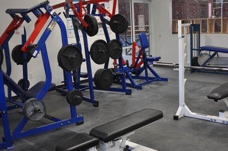 ON THE EDGE ROCK CLIMBING GYM - 31 Photos & 24 Reviews - Rock Climbing ...