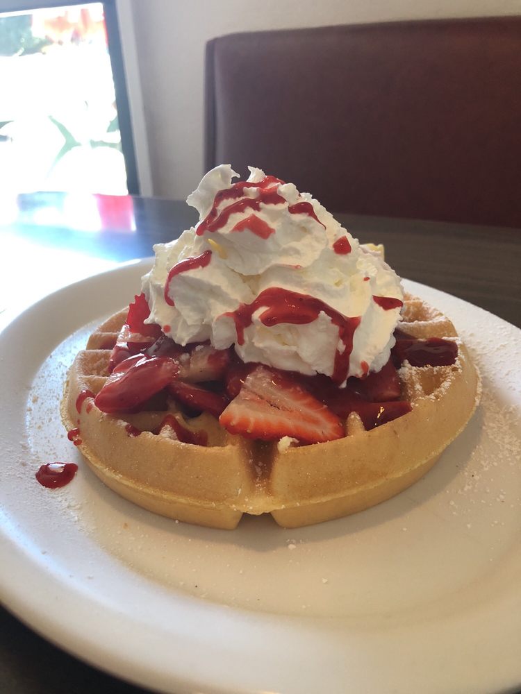 FALLBROOK CAFE - 135 Photos & 305 Reviews - Cafes - 739 E Mission Rd ...