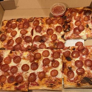 CHICAGO STYLE PIZZA - Updated September 2025 - 114 Photos & 156 Reviews ...