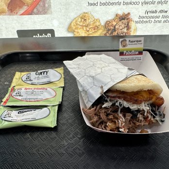 PAPAREPAS VENEZUELAN FOOD - Updated July 2024 - 97 Photos & 75 Reviews ...