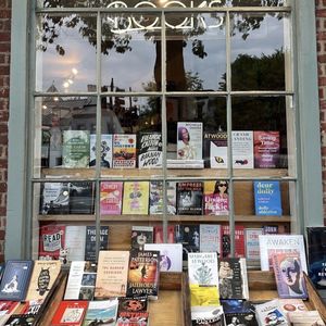 BRIDGE STREET BOOKS - 21 Photos & 69 Reviews - 2814 Pennsylvania Ave NW ...