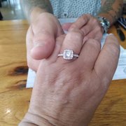 GOLD & DIAMOND SOURCE - 70 Photos & 117 Reviews - 3800 Ulmerton Rd ...