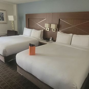 DOUBLETREE BY HILTON HOTEL MILWAUKEE DOWNTOWN - Updated December 2025 ...