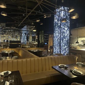 MAXIME’S - Updated December 2025 - 33 Photos & 16 Reviews - 77 Portland ...