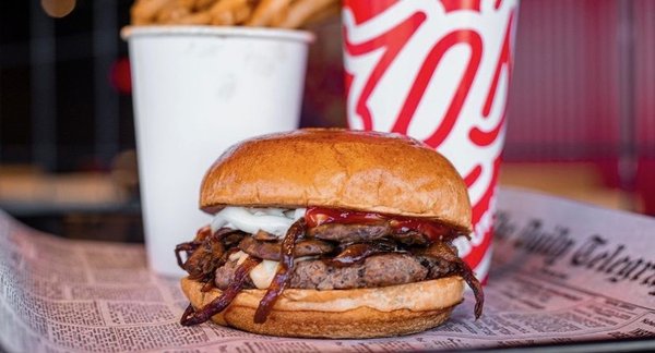 ZO’S GOOD BURGER FOOD TRUCK - Updated August 2025 - 11 Photos - Chicago ...