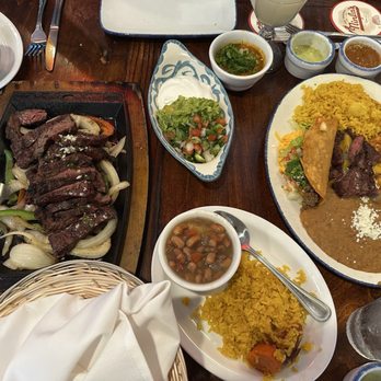 THE ORIGINAL NINFA’S ON NAVIGATION - Updated October 2025 - 2726 Photos & 2185 Reviews - 2704 ...