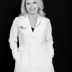 RUSSAK DERMATOLOGY CLINIC & RUSSAK+ AESTHETIC CENTER - 30 Photos & 81 ...