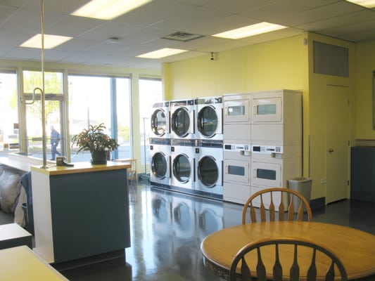 SCRUBBY’S LAUNDROMAT - Updated June 2026 - 13 Photos & 44 Reviews - 4 ...