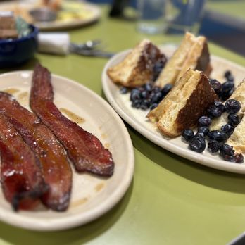 SNOOZE, AN A.M. EATERY - Updated August 2024 - 108 Photos & 120 Reviews ...