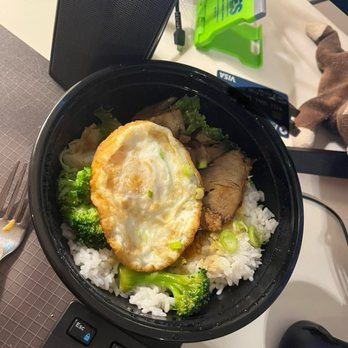 CHOWOLOGY: ASIAN KITCHEN - Updated August 2024 - 420 Photos & 169 ...