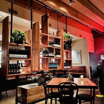 THE PARLOR - Updated January 2025 - 1917 Photos & 2038 Reviews - 1916 E ...