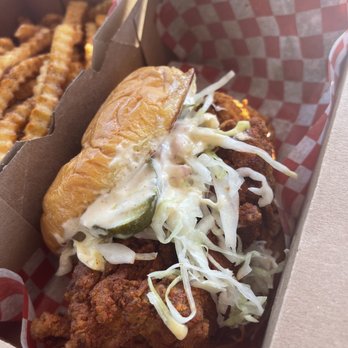 DOWNLOW CHICKEN SHACK - 430 Photos & 274 Reviews - 905 Commercial Drive ...