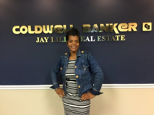CHRISTINE POLLARD - COLDWELL BANKER JAY LILLY REAL ESTATE - Updated ...