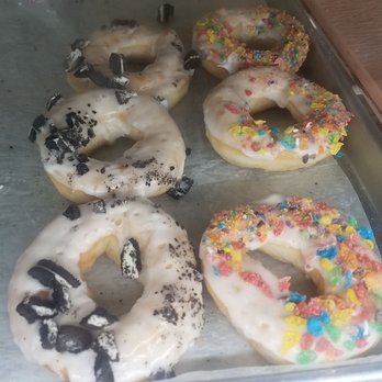 LUKE’S DONUT SHOP - Updated November 2025 - 129 Photos & 95 Reviews ...