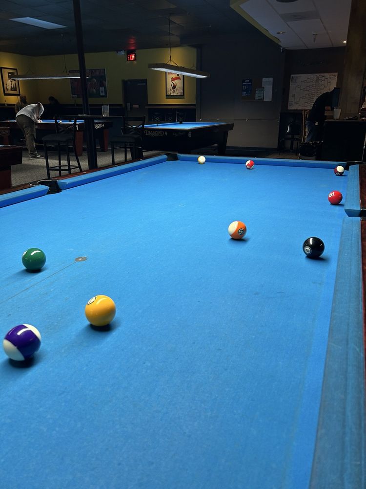 POCKETS - Updated December 2025 - 32 Photos & 55 Reviews - 1062 S ...