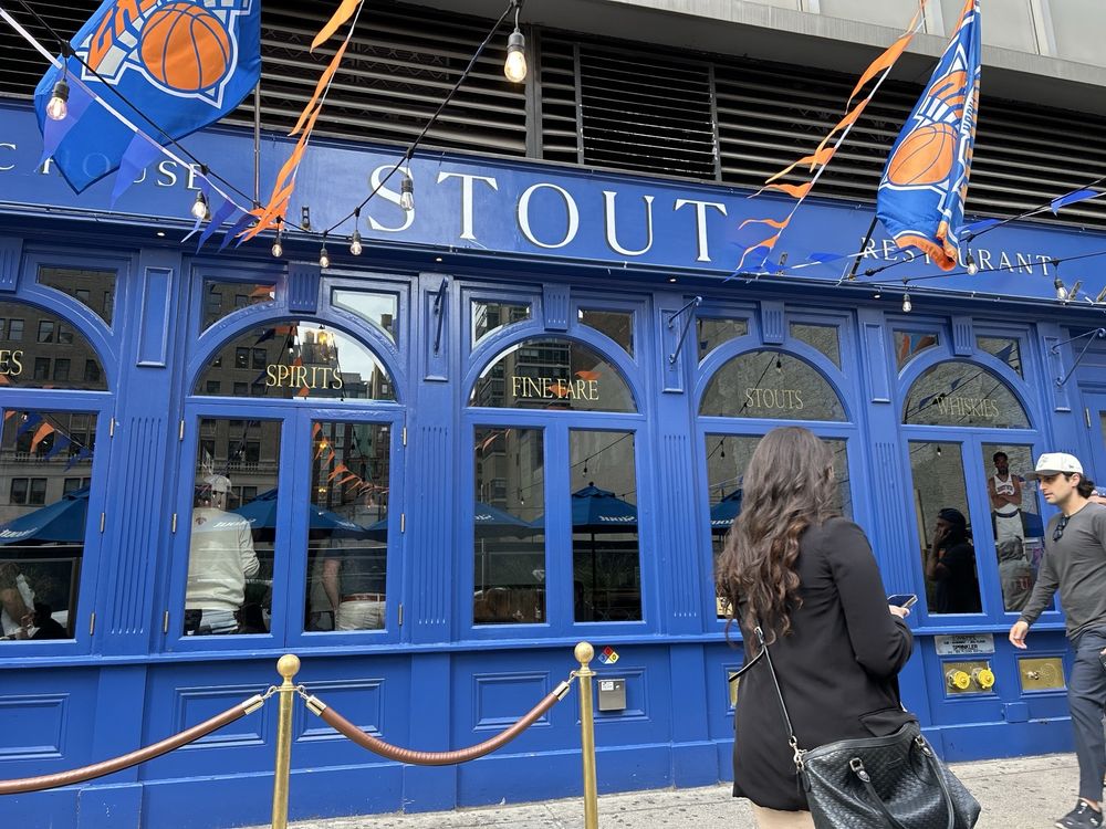 STOUT NYC - Updated September 2025 - 524 Photos & 1095 Reviews - 133 ...