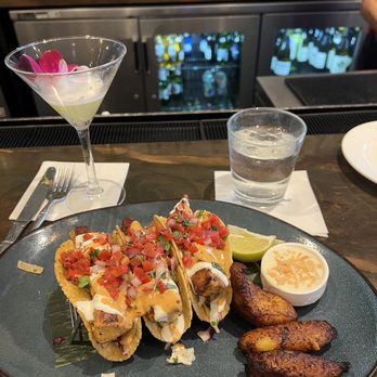 TOMMY BAHAMA RESTAURANT | BAR | STORE - JUPITER - 458 Photos & 363 ...