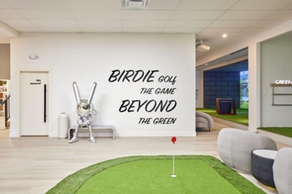 BIRDIE INDOOR GOLF CENTER - 4280 No. 3 Road, Richmond, British Columbia ...