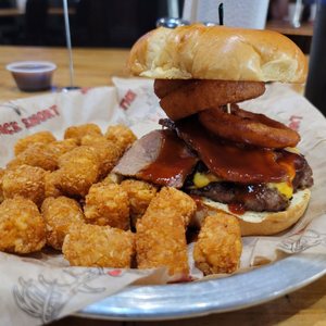 THE BUCK SNORT - Updated July 2024 - 11 Photos & 22 Reviews - 322 E ...