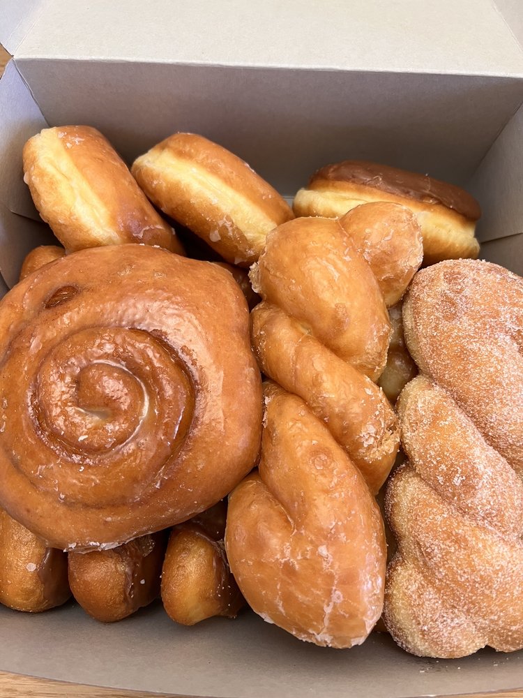GOOD TIME DONUTS - 32 Photos & 49 Reviews - 3220 S Brea Canyon Rd ...