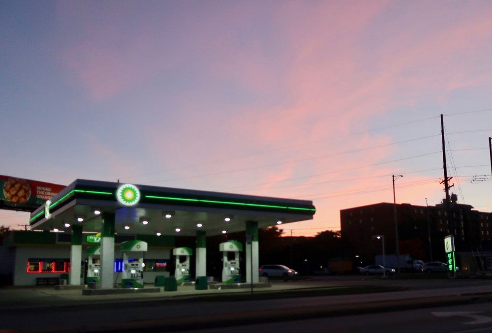 BP - Updated March 2025 - 1651 W Algonquin Rd, Mount Prospect, Illinois ...