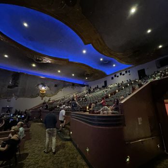 CREST THEATRE - Updated October 2025 - 719 Photos & 370 Reviews - 1013 ...