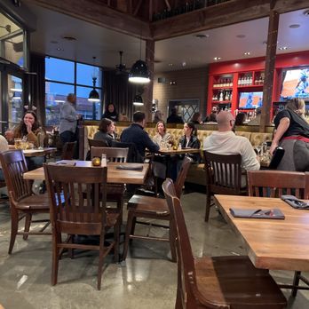 NORMAN ROSE TAVERN - Updated December 2025 - 667 Photos & 860 Reviews ...