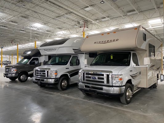APPLE RV & BOAT STORAGE - Updated December 2025 - 26 Photos - 15000 ...