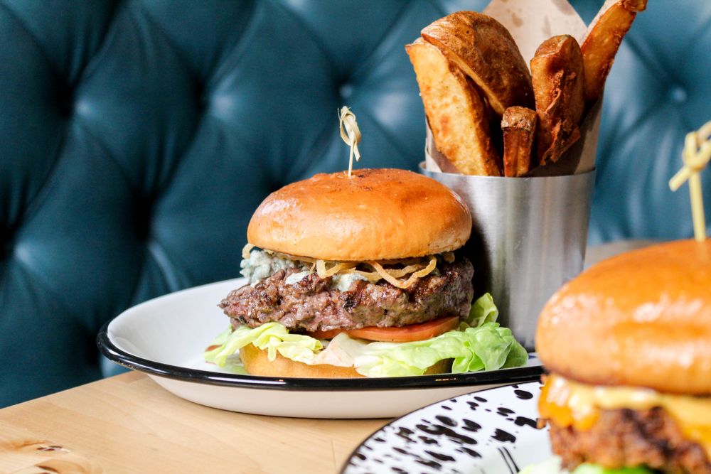 LG’S BAR - Updated January 2026 - 158 Photos & 194 Reviews - 1525 N ...