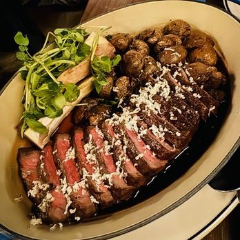 JOE BEEF - Updated July 2024 - 2173 Photos & 797 Reviews - 2491 Rue ...