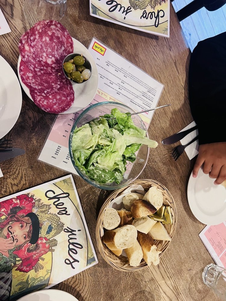 CHEZ JULES - Updated November 2024 - 43 Photos & 51 Reviews - 109 ...