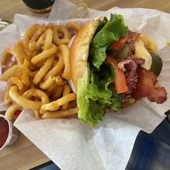 CRONIES SPORTS GRILL - Updated September 2024 - 205 Photos & 262 ...