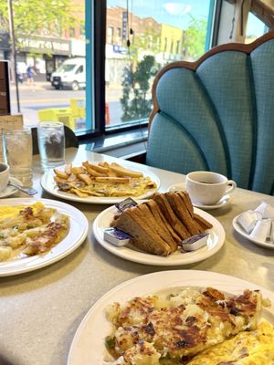 BRIDGEVIEW DINER - Updated May 2026 - 391 Photos & 363 Reviews - 9011 ...