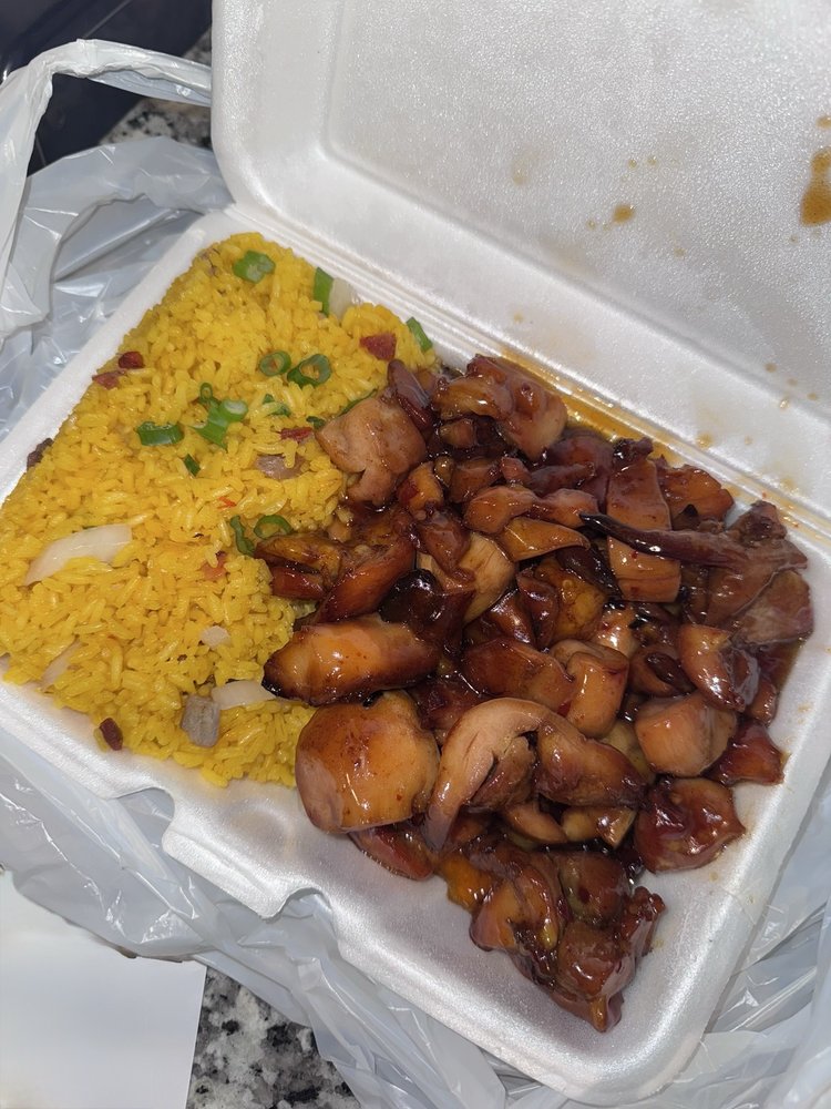 MAIN MOON - Updated December 2025 - 18 Reviews - 909 W Vernon Ave ...