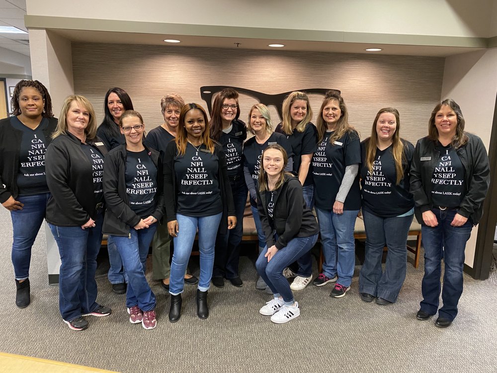 MICHIGAN EYE INSTITUTE - 19 Photos & 11 Reviews - 4499 Town Ctr Pkwy ...