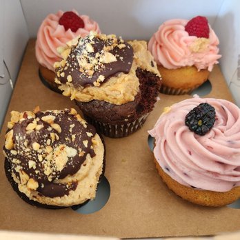 SWEET BAR BAKERY - 502 Photos & 556 Reviews - 2355 Broadway, Oakland ...