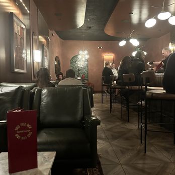 THE FOX DEN - Updated March 2025 - 22 Photos & 14 Reviews - 1312 ...