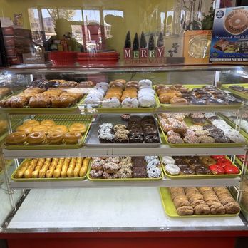 FRIENDLY DONUT HOUSE - Updated September 2024 - 601 Photos & 452 ...