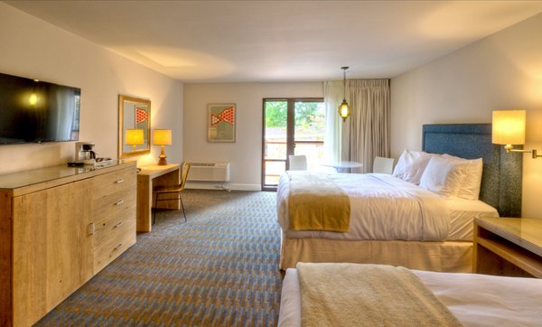 ASHLAND HILLS HOTEL & SUITES - Updated December 2025 - 279 Photos & 384 ...