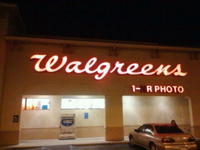 WALGREEN DRUG STORES - Updated June 2025 - 40 Chester Ave, Bakersfield ...