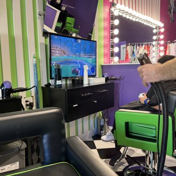 SHARKEY’S CUTS FOR KIDS - Updated October 2025 - 43 Photos & 60 Reviews ...