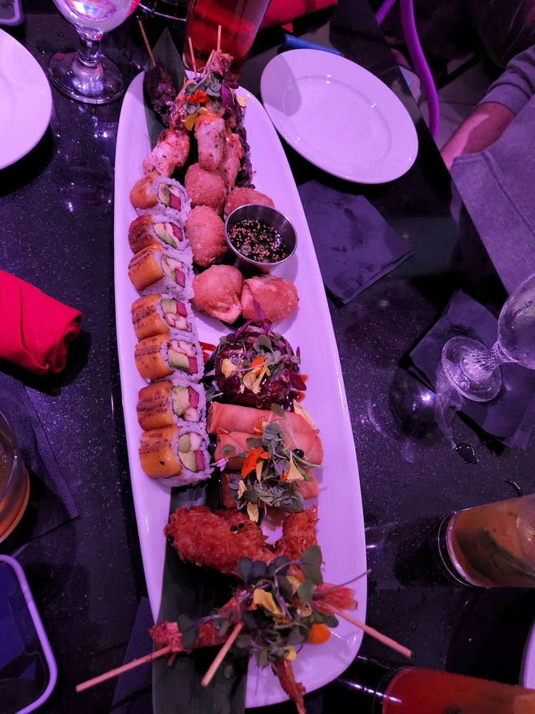 MAMA SUSHI - Updated May 2024 - 665 Photos & 475 Reviews - 3569 ...