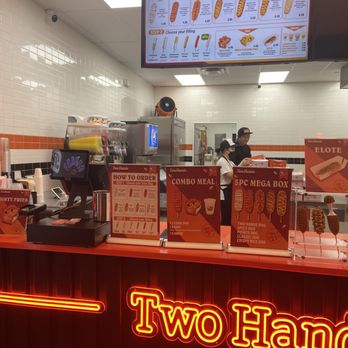 Photos of TWO HANDS CORN DOGS - Updated August 2024 - 99 Photos & 40 ...