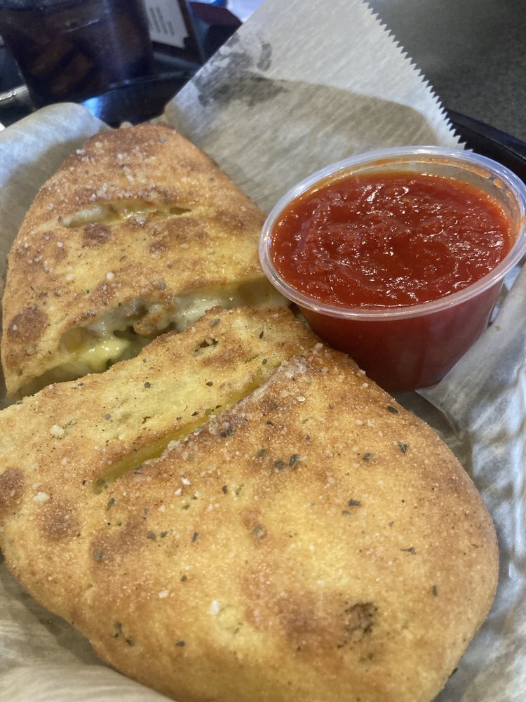 LOCK 9 PIZZA - Updated January 2026 - 12 Reviews - 168 Main St, Duncan ...