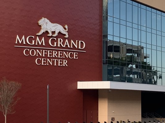 MGM CONFERENCE CENTER - 35 Photos - Hotels - 4701 Koval Ln, Las Vegas ...