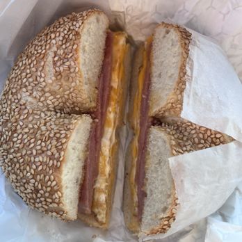 MONROE BAGEL AND PASTRY CAFE - Updated July 2025 - 27 Photos & 22 ...